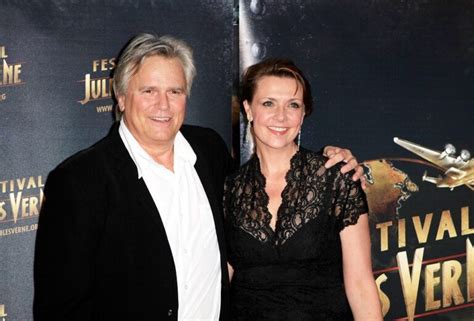 Richard Dean Anderson Biography Net Worth Age Height Daughter Wife