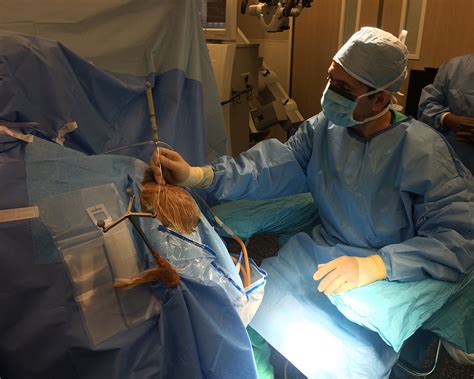 دکتر مازیار مارتین مرتضوی متخصص مغز و اعصاب