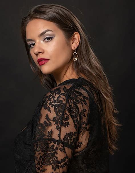 Stella Head2 Team Agentur