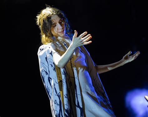 Live Review And Gallery Pj Harveys Sydney Opera House Gig Showcases A