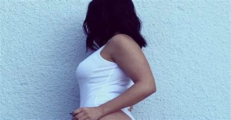 Ariel Winter Ditches Skirt In Mind Blowing Booty Reveal Daily Star