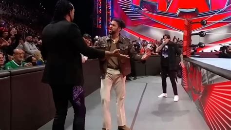 Por Qué Golpearon A Bad Bunny En La Wwe Se Metió En Lío De Dos