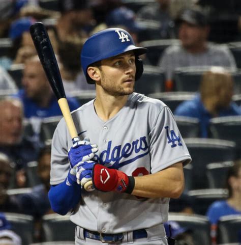 What Pros Wear Trea Turners Rawlings Heart Of The Hide PRONP5 Glove What Pros Wear