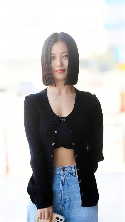 Go Min Si Rambut Pendek Gambar Orang Orang