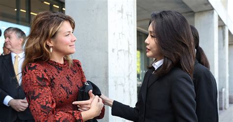 순방 마지막날에야 공개된 김건희 여사 단독일정