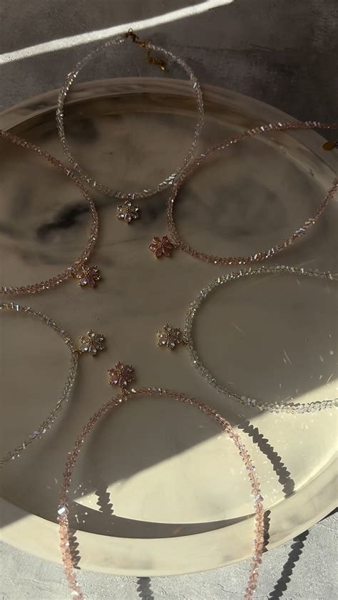 ПРИКРАСИ ️ БІЖУТЕРІЯ ️ ЧОКЕРИ ️ СЕРЕЖКИ Наші найпопулярніші сережки з натурального перламутру