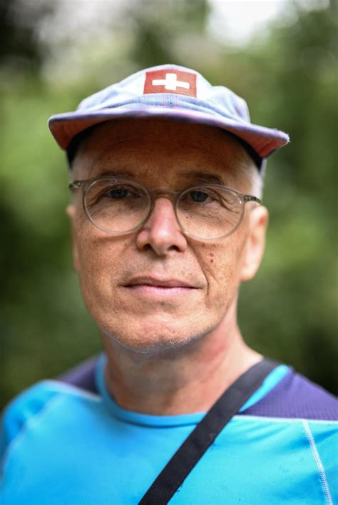 Ce Matin Jai Eu Un Bout De Verre Dans Le Pied Christian