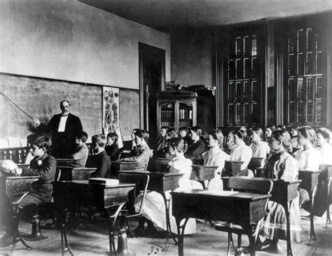 See Inside Old School Classrooms From More Than 100 Years Ago Artofit