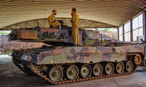 У березні Україна отримає 21 танк Leopard 2a6