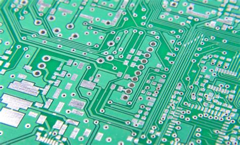 Pcb 기판에 두꺼운 Fr4를 사용해야 할까요 얇은 Fr4를 사용해야 할까요 Pcb 디자인 블로그 Altium Designer