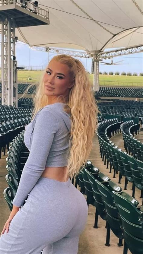 Iggy Iggy Iggy Azalea Outfit Inspo Fall