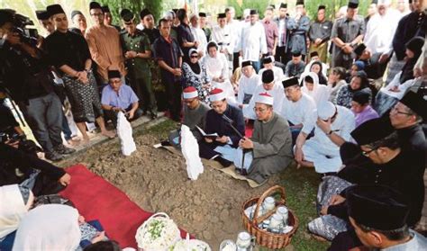 Tun Suhailah Will Be Laid To Rest At Heroes Mausoleum New Straits Times Malaysia General