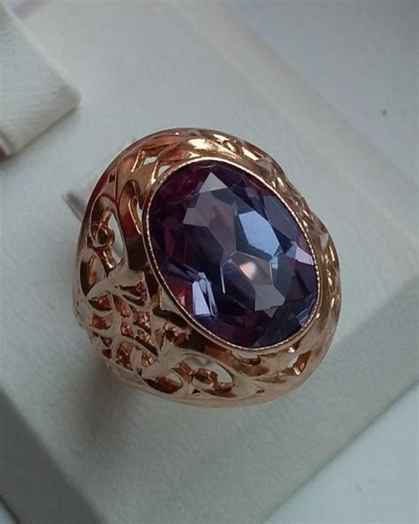 Золотое кольцо с александритом ссср — цена 45000 грн в каталоге Кольца и перстни Купить