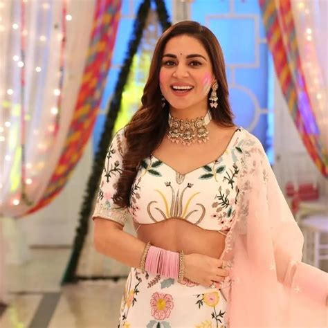 Kanishka Kanishka17707 • Threads Say More