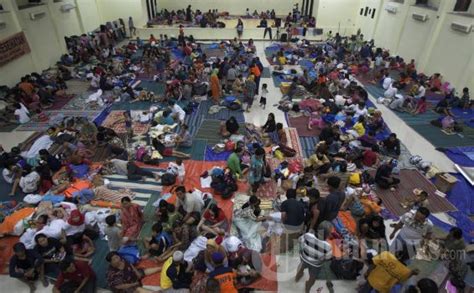 Sby Tarik Jokowi Di Gor Otista