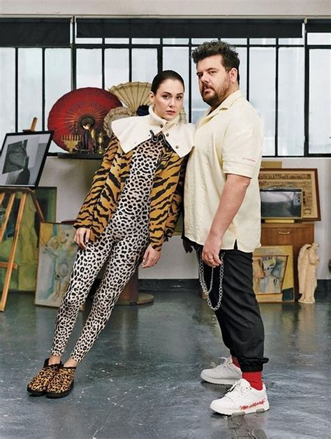 Adnan Oktar Suç Örgütü Ve Aleyna Tilki Onedio