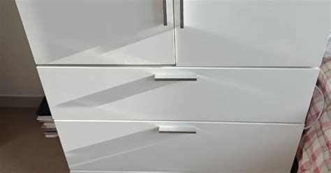 친절하게 상담해주시고 시간도 저한테 편하게 맞춰주세요 옷장 못쓸까 버리려 했는데 새것처럼 잘 고쳐졌네요 감사합니다 숨고 숨은고수