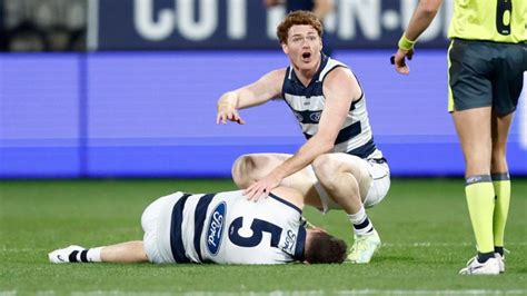 Geelong Superstar Jeremy Cameron Knocked Out Cold In Scary Collision