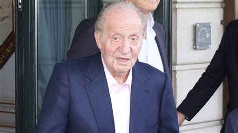 Al Descubierto Todos Los Retoques Estéticos Que Se Habría Hecho El Rey Juan Carlos Para Lucir