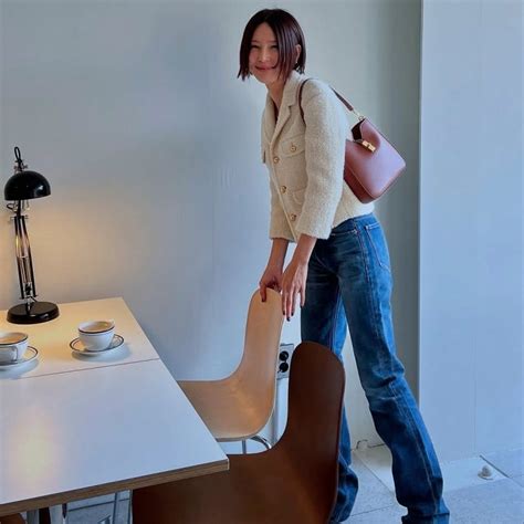 김나영 트위드 자켓 청바지 봄 코디 너무 예뻐 셀린느 까미유 가방 네이버 블로그