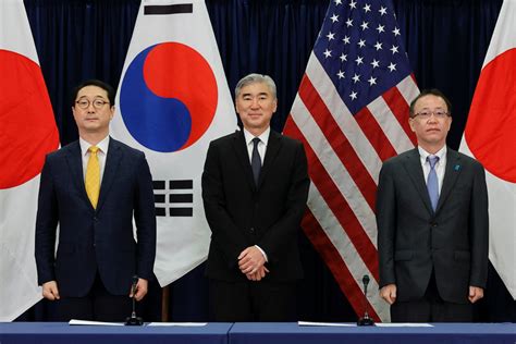 South Korea Imposes Sanctions On North Korean Individuals And Groups