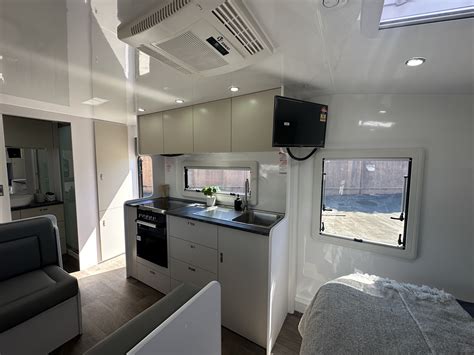 My25 Crv Gladiator Crusader Caravans Melbourne