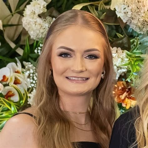 Gabriela Limberger Gabilimberger On Threads