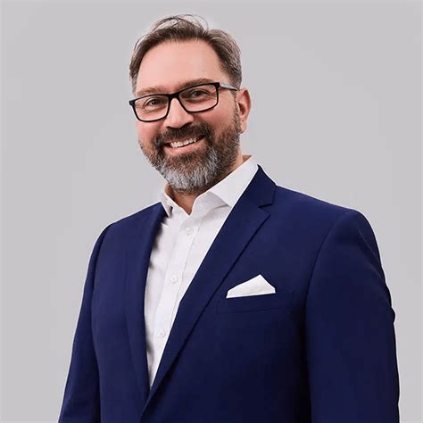 About Mr William Van Niekerk