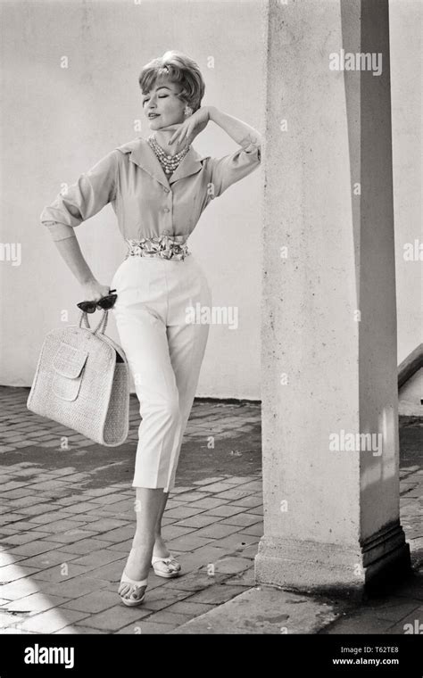 La Mode Des Années 1960 Banque De Photographies Et Dimages à Haute Résolution Alamy