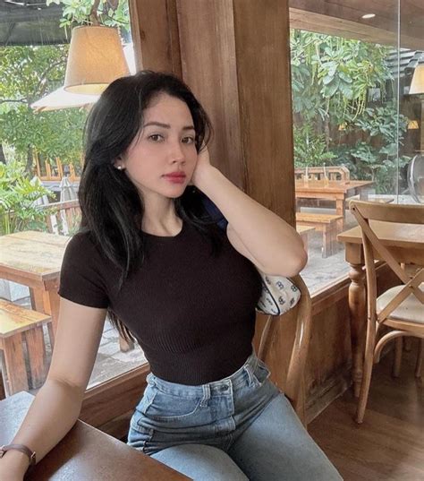 Sexy Girl Escort Batam Area Escorts Batam