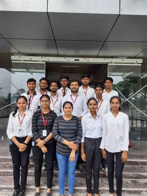 Industrial Visit Of B Tech Cse I And B Tech Cse Iii