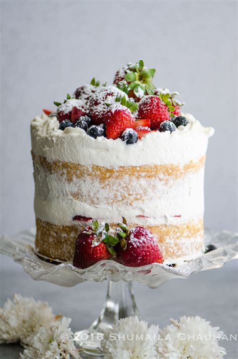 Classic Genoise With Summer Berries And Whipped Cream The Novice Housewife