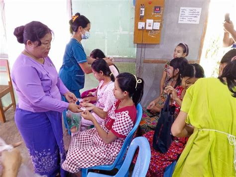 ဟုမ္မလင်းမြို့၌ အာဟာရဖွံ့ဖြိုးရေး ရက်သတ္တပတ်လှုပ်ရှားမှု ဗီတာမင် အေတိုက်ကျွေးခြင်းဆောင်ရွက