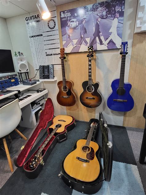 방음부스와 기타 어쿠스틱 중고악기 뮬