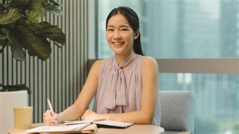 Progressive Wage Mark Launched To Recognise Employers Who Pay Lower