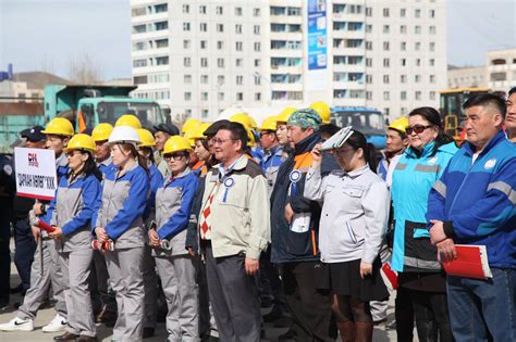 Дарханчууд бүтээн байгуулалт хөрөнгө оруулалтын 2017 оны ажлынхаа нээлтээ хийв