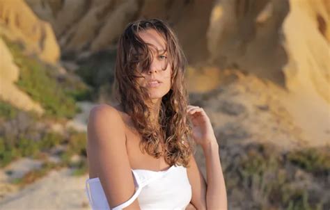 Wallpaper Model Katya Clover White Top Windswept Sensual Gaze