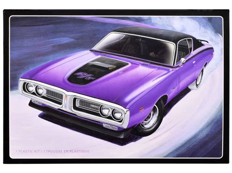 Skill 2 Model Kit 1971 Dodge Charger R T 1 25 Scale Model By Amt