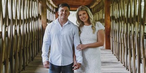 Emma Partain And Daniel Hutchinss Wedding Website The Knot