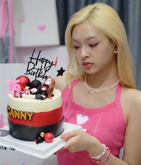 عکس های تولد چیکیتا بیبی مانستر همراه خانواده اش