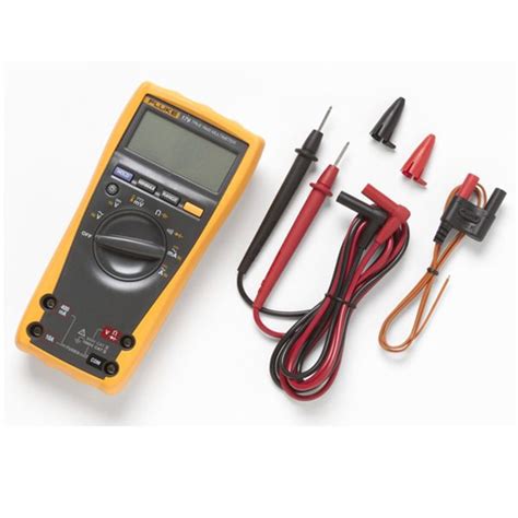Fluke 179 True Rms Digital Multimeter With Backlight Includes Built In Thermometer To Measure
