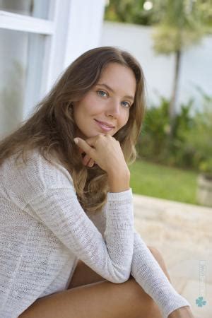 Katya Clover Katya Clover Tea Time X Jul