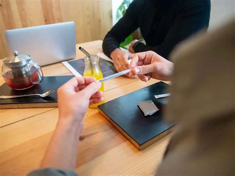 数据治理中的数据治理培训应如何开展？ 光点科技