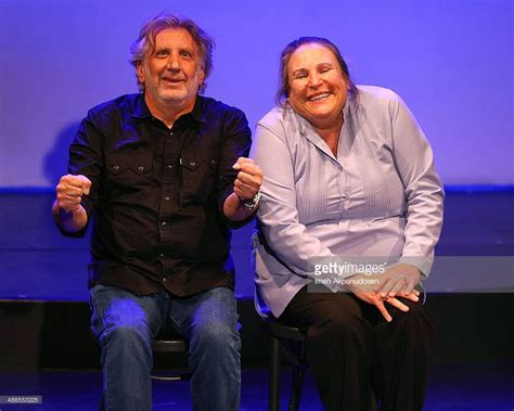 Pictures Of Sandy Helberg