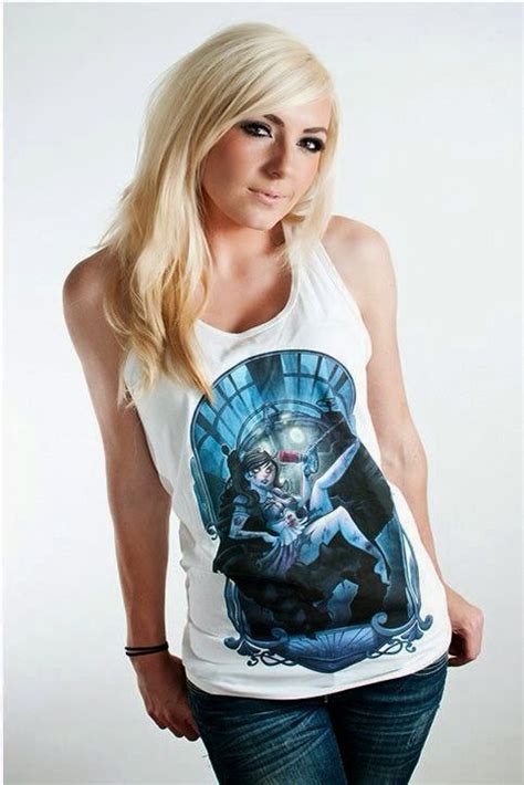 Jessica Nigri Normal Clothes