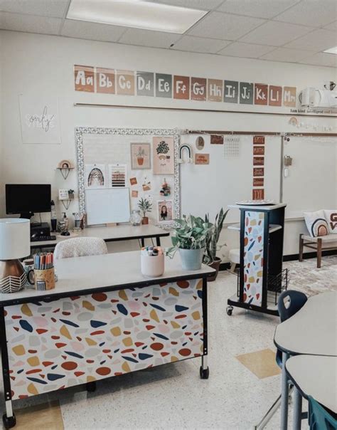 Elementary Classroom Themes Modern Classroom Classroom Layout 4th