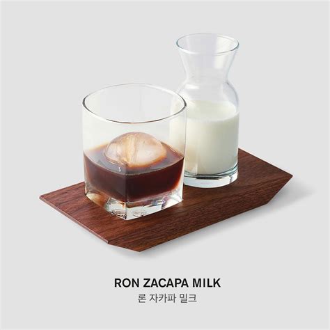 인크커피 ☕ 인크커피를가야되는이유 럼주를 담는 자카파 오크통안에 숙성 가공한 생두를 인크커피만의 추출 기법으로 재탄생시킨 Roncoffee 론커피는 특별한 로스팅