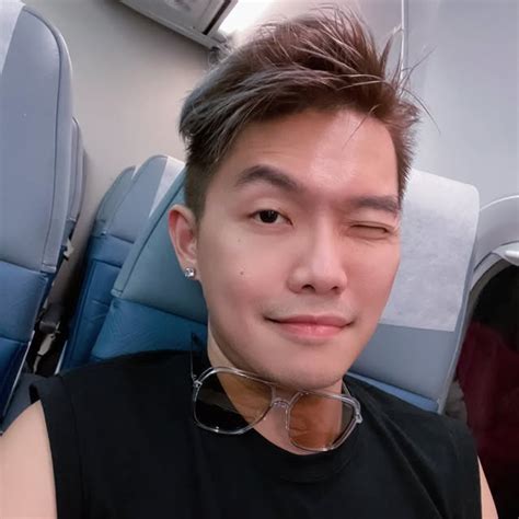 Lavin Liaw Lavin Liaw • Threads Say More