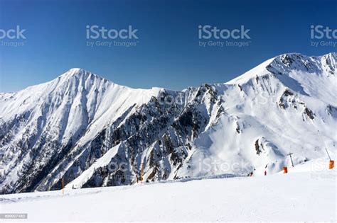 알파인 스키 리조트 오스트리아에 세르 파 우 스 피스 라 디스입니다 0명에 대한 스톡 사진 및 기타 이미지 0명 겨울 계절 Istock