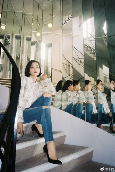 A Style Icon In The Making Victoria Songs Best Ootd Snaps Soompi
